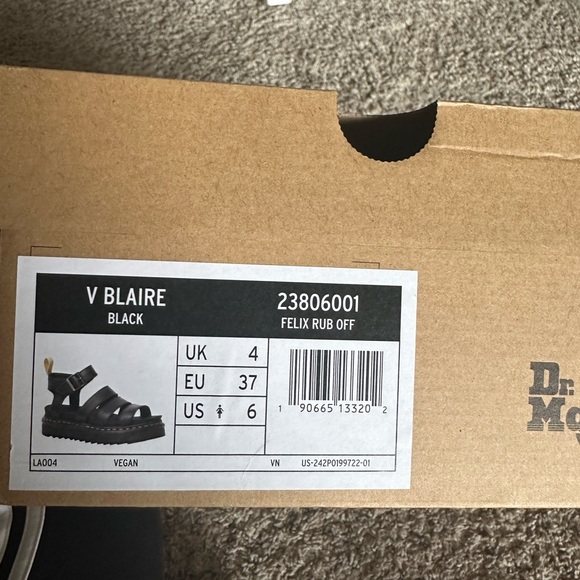 Dr. Martens | Shoes | Nwt In Box Doc Martens Blaire Sandal | Poshmark